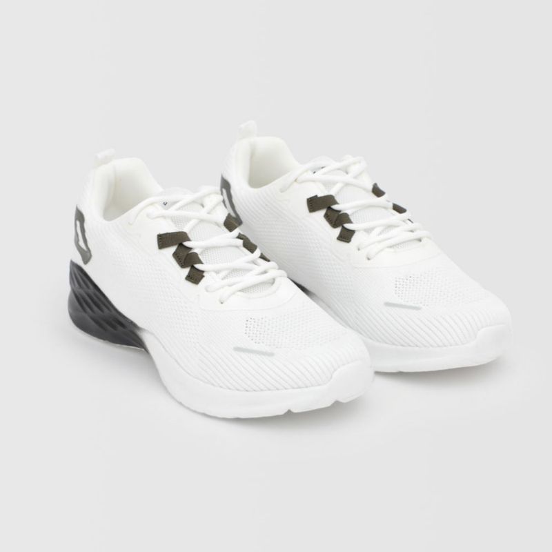 Zapatillas hombre Adidas y más en oferta | Oechsle.pe