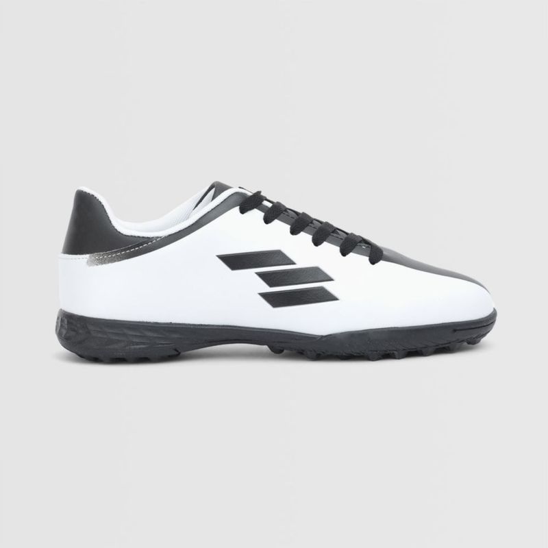 Zapatillas de fútbol grandes ofertas | Oechsle.pe