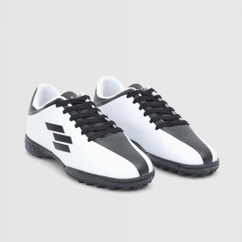 Zapatillas de fútbol grandes ofertas | Oechsle.pe