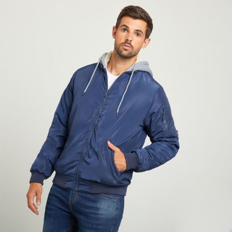 Casacas para hombres en oferta Cyber Wow | Oechsle.pe