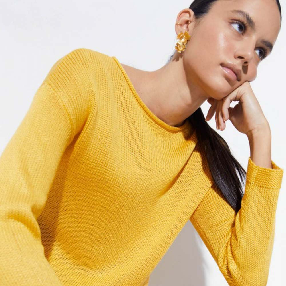 Chompa Liso Sfera Mujer Amarillo Mostaza | Oechsle.pe - Oechsle