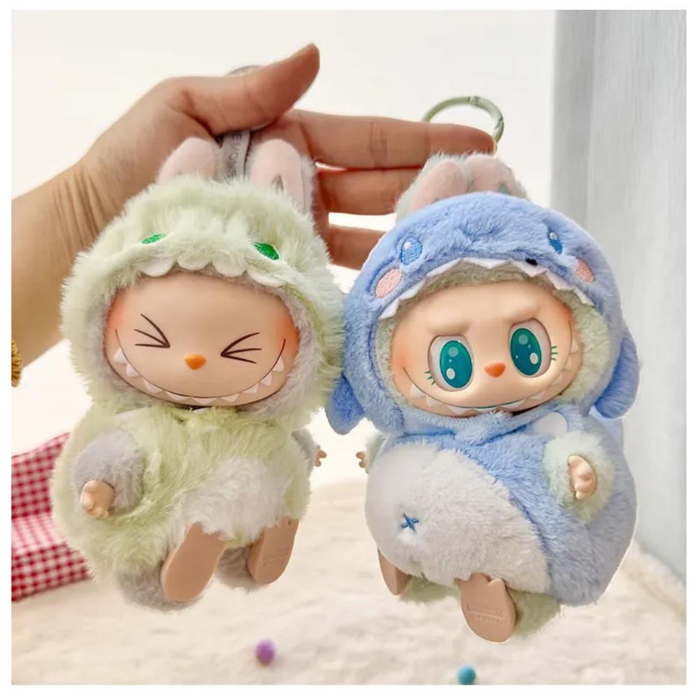 Labubu Peluche Musical Sorpresa Ropita Dinosaurio - Oechsle