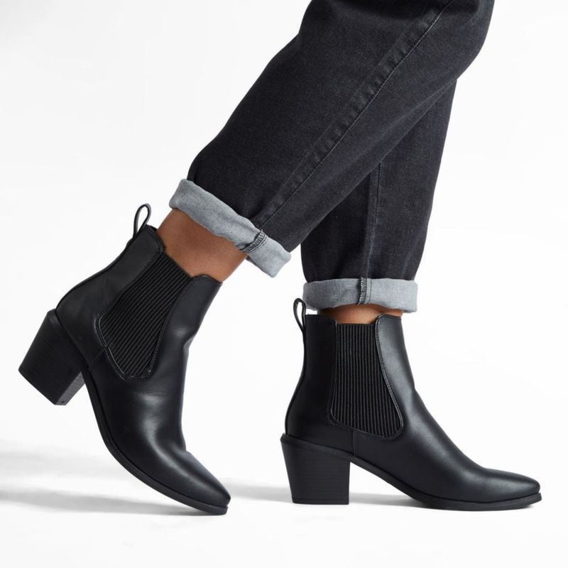 Botas y Botines para mujer en modo Cyber | Oechsle.pe